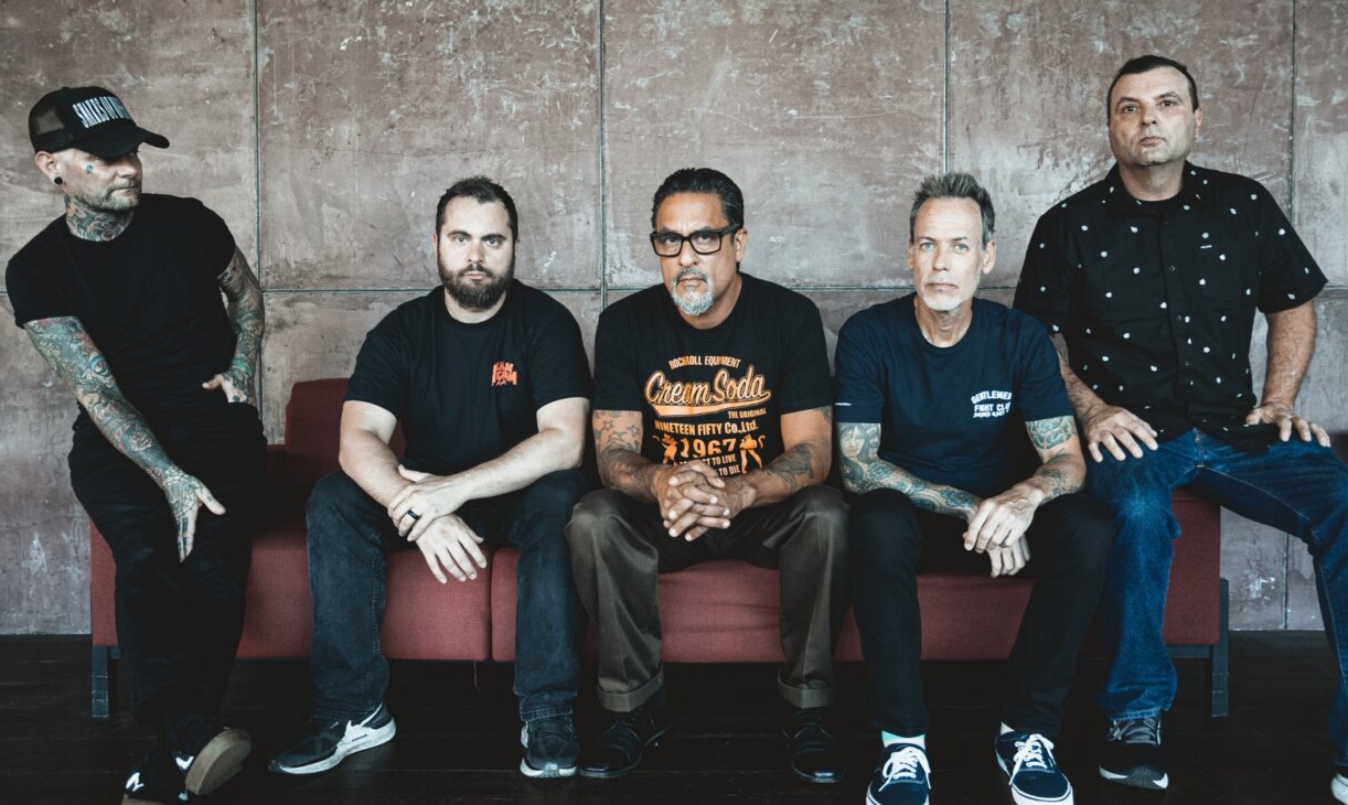 La banda de punk melódico "Strung Out" se presenta en Panamá - Rockzany ...